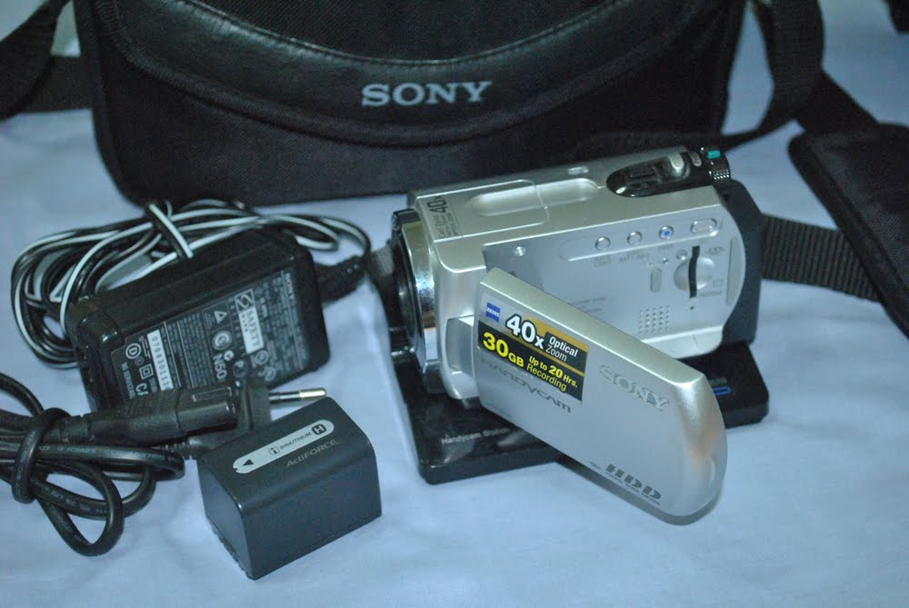 Wind & Sky: Sony Handy Cam