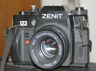 una forma de presentarse: HISTORIA DE UNA ZENIT