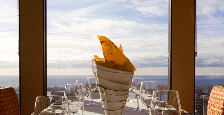 Teena in Toronto: Stratus Restaurant, Toronto, ON