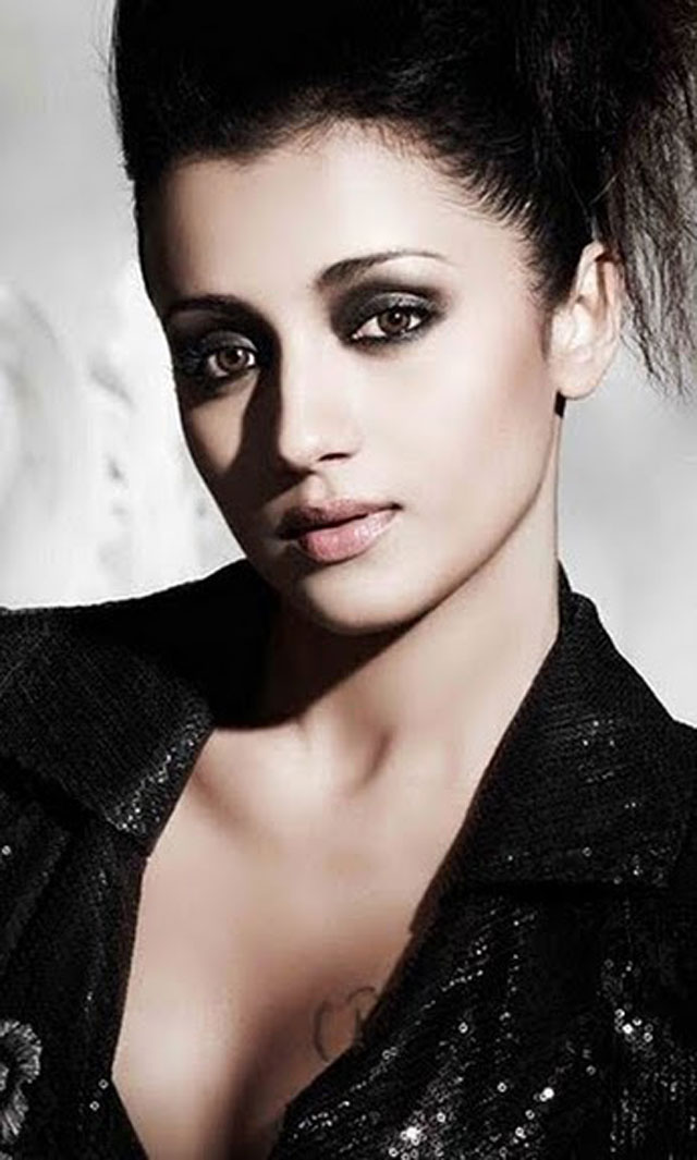 Hot Hot Hot Trisha Hot Photo Shoot