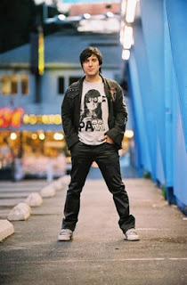 Edo Rossi: Anthony Bozza, co autore della biografia "Slash" ospite per ...