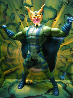 Chase Variant: DC Universe Classics Classic Mantis!