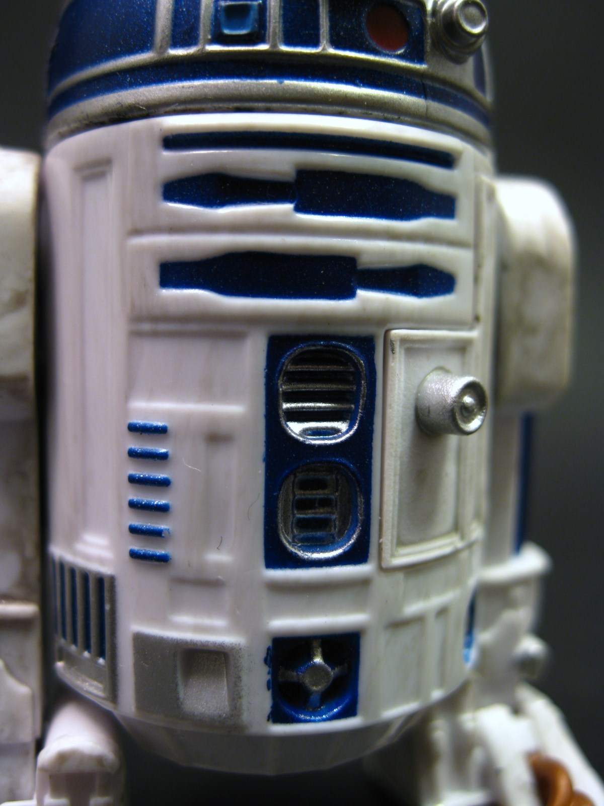 Chase Variant: Short Circuit: R2-D2 (Legacy Collection)