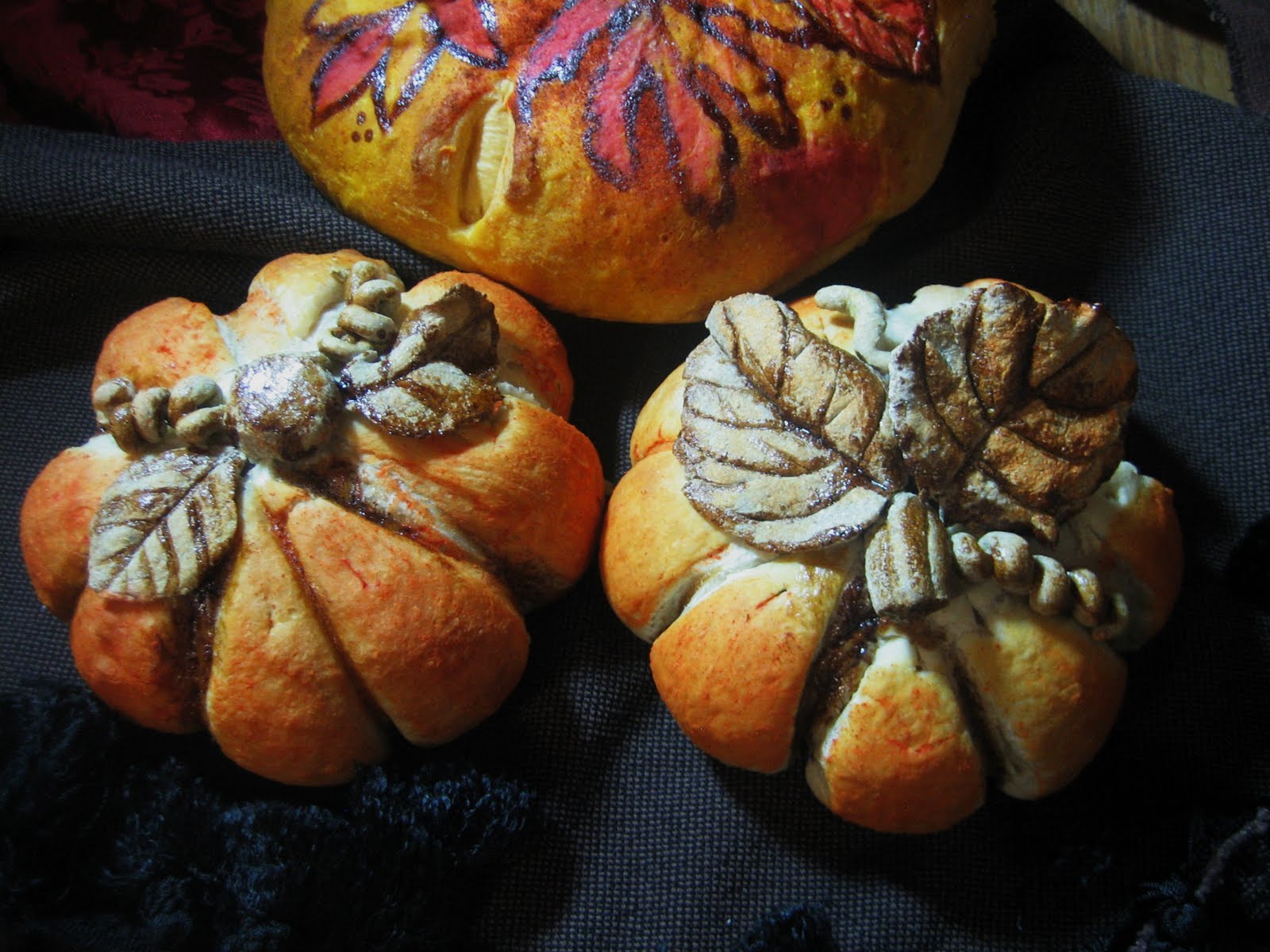 Chef Tess Bakeresse: New Fall Decorative Breads!