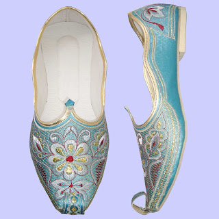 Women Designer Shoes: Aladdin toe sandals, boys shoes,