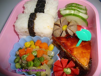 CHERYHALIDA: Bento - bento Lucu