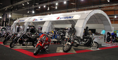 WORLD BIKES: SUZUKI R6