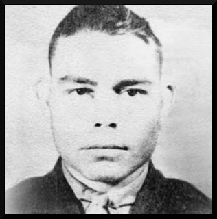 Marine God Puller: Merriel "Snafu" Shelton -- WW2 Marine