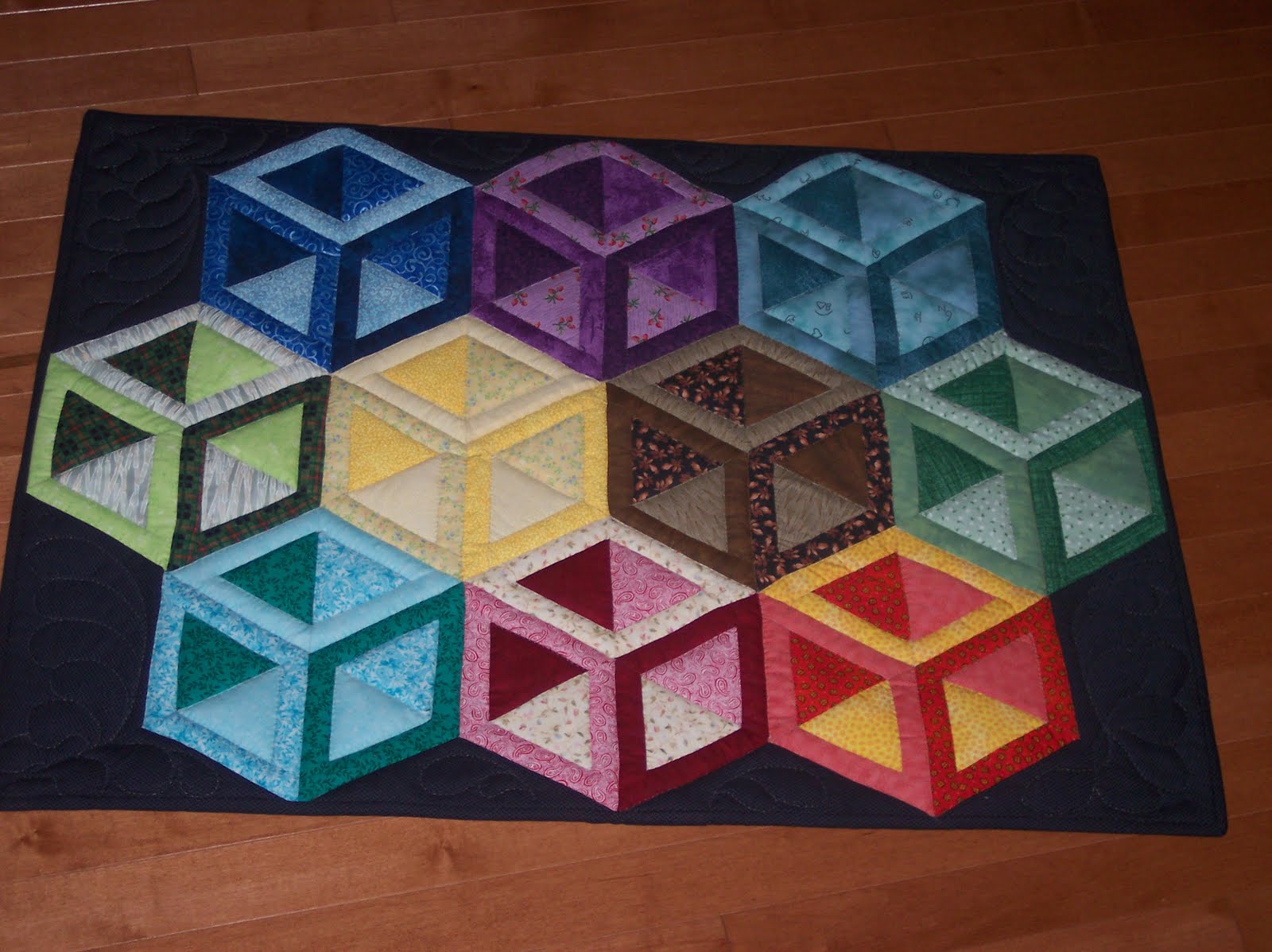 Love to Quilt: Hollow Cubes Finished!