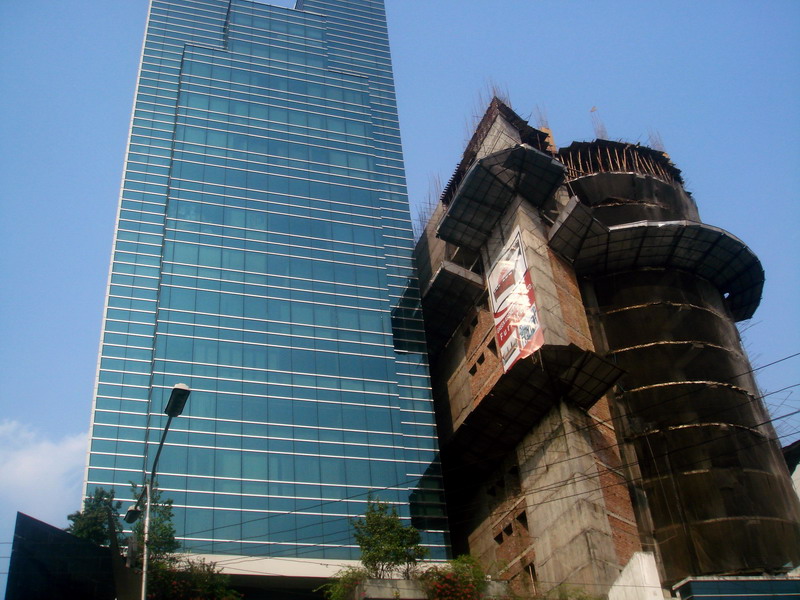 Dhaka: Panthapath Traffic & Students