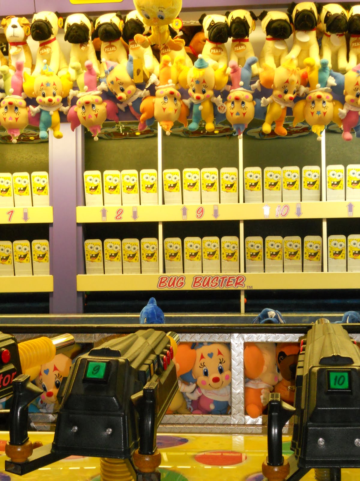 SpongeBob Is EveryWhere: SpongeBob is part of an arcade game at the ...