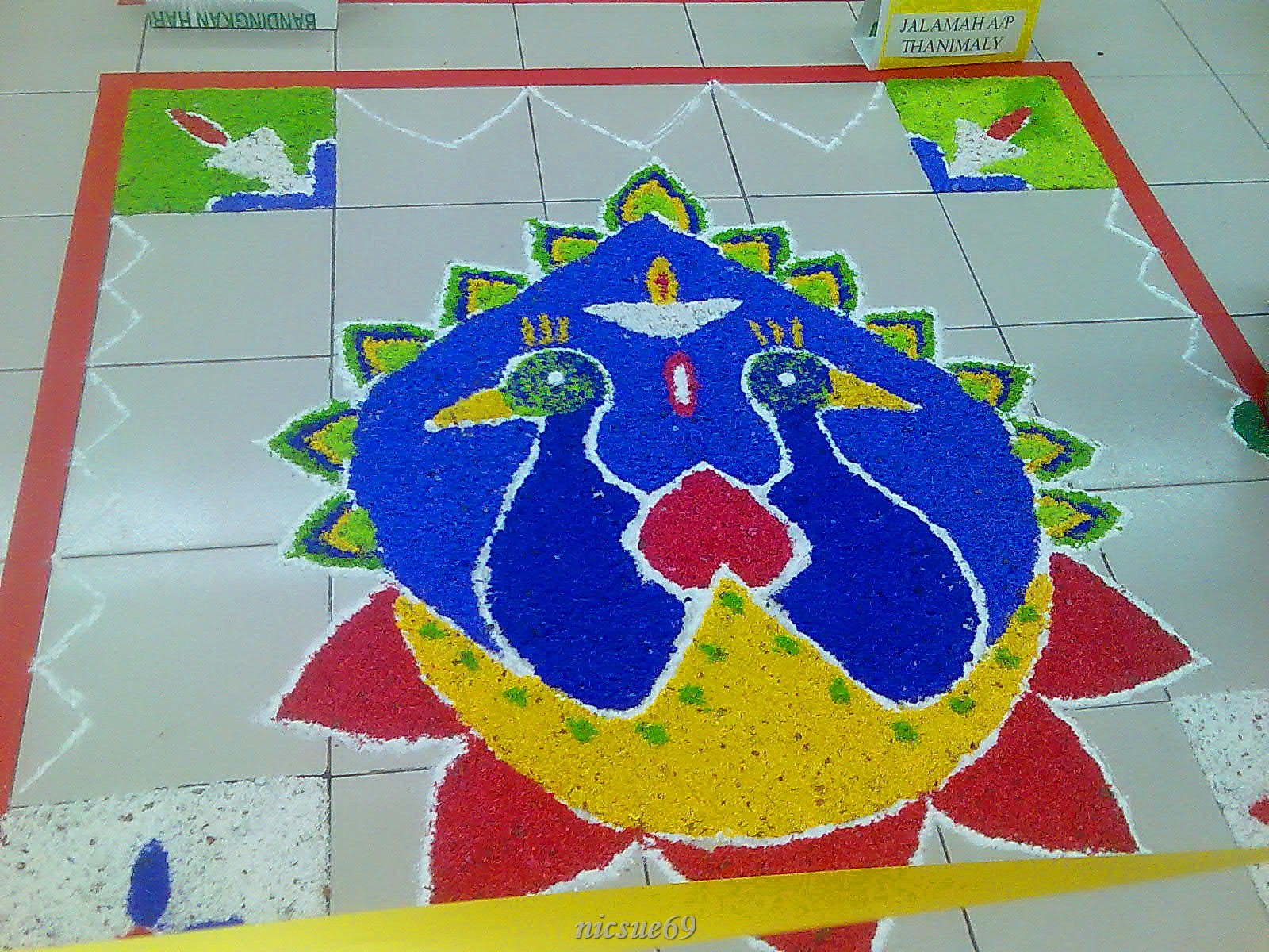 NicSue's Experience: Kolam Making - A Colourful Experience