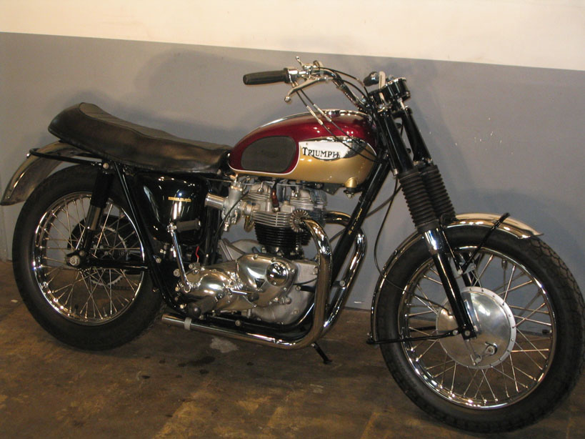 The Brit Brat Pack: Triumph T120TT