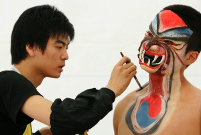 body painting festival: Step by step how to body paint