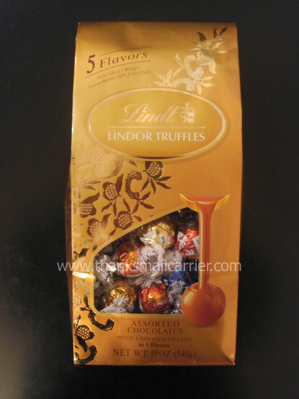 Thanks, Mail Carrier | Lindt Chocolate Lindor Truffles {Review & Giveaway}