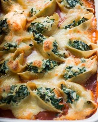 Aqui Tem Mais que Culinária: Massa Concha Recheada de 3 Queijos