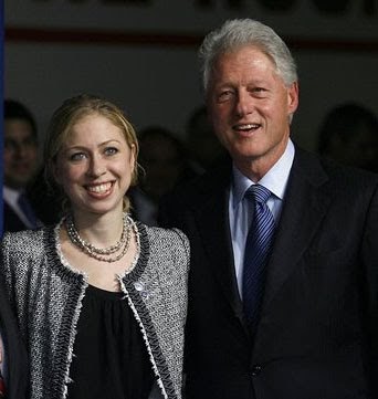 CHELSEA CLINTON GET'S ENGAGED TO BANKER