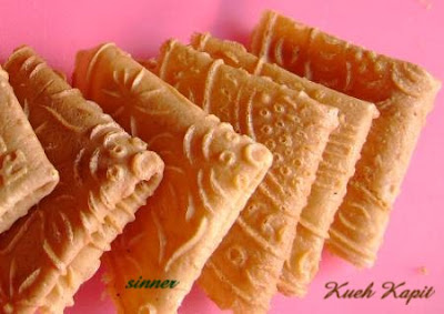 Kueh Kapit ~ Love Letters | The Waitakere Redneck's Kitchen