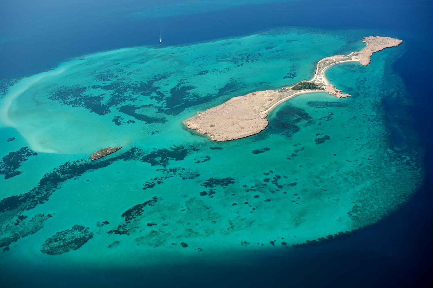 F5IRO Freddy: Ile Maskali - AF053