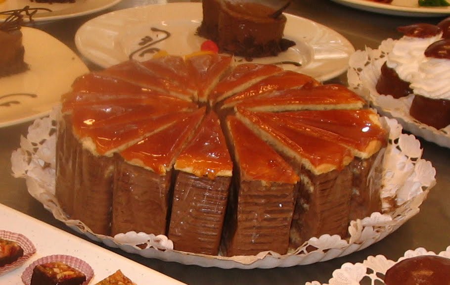 ZsuzsaSüti/ Susan is baking: Dobos torta (Dobos foam cake)