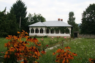 JURNAL ROMÂNESC: TURISM - Culele de la Maldaresti, jud Valcea