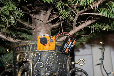 Hardware Hacks: Christmas-tree water-level sensor