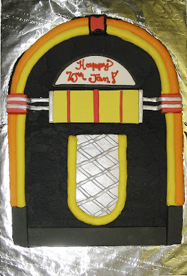 Sugar Mama's Bakery: Jukebox Cake