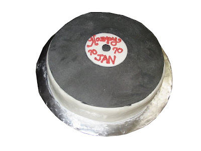 Sugar Mama's Bakery: Jukebox Cake