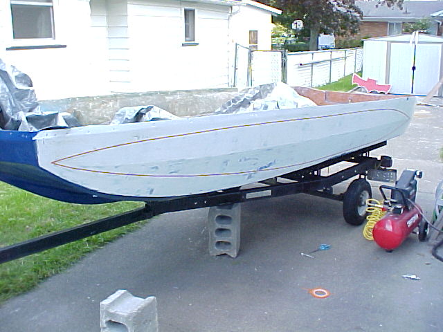 = 1966 Batman Batboat =: Batboat Rebuild: Painting The Sides