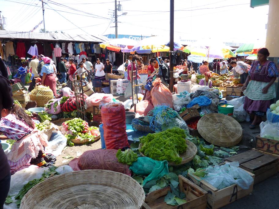 Around and Around: El Mercado - Market Days