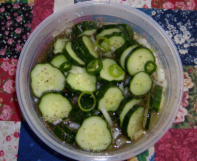 Happier Than A Pig In Mud: Easy Bread and Butter Pickles for July 4th!