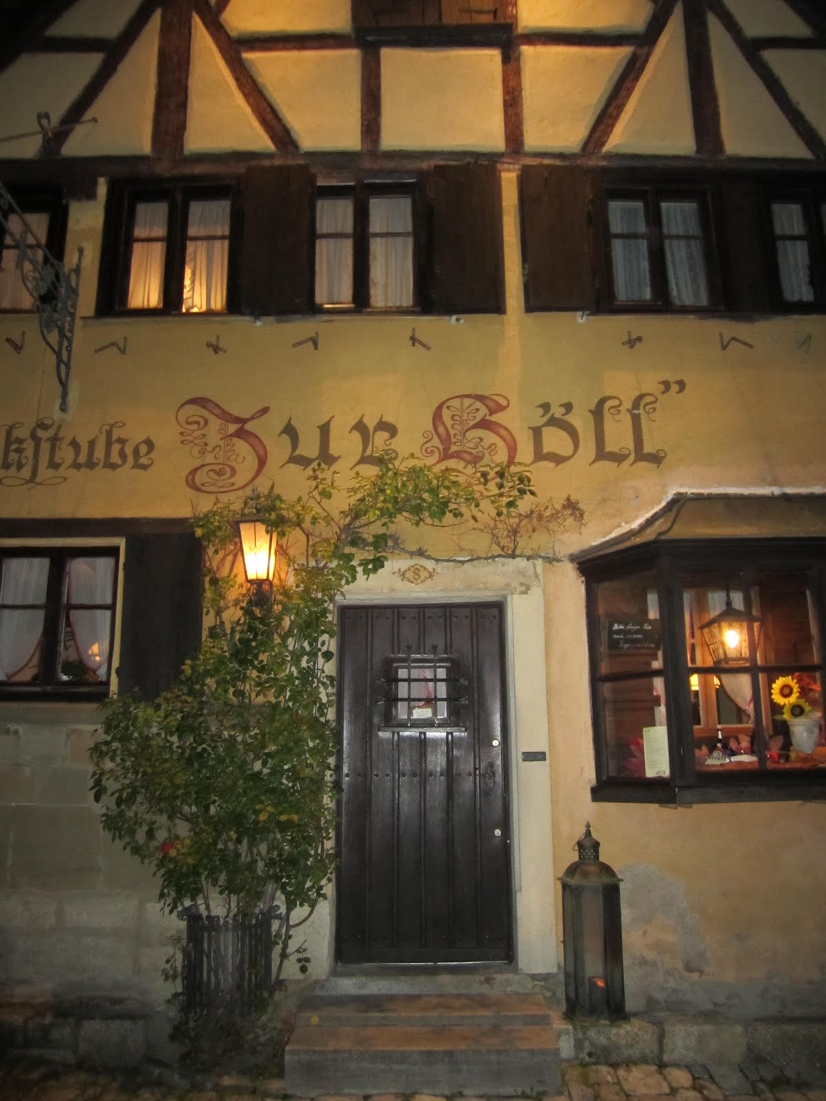 twomeakins: last stop: rothenburg