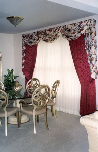 SYMMETRIC INTERIOR DESIGN: GORDYN PRODUCTS