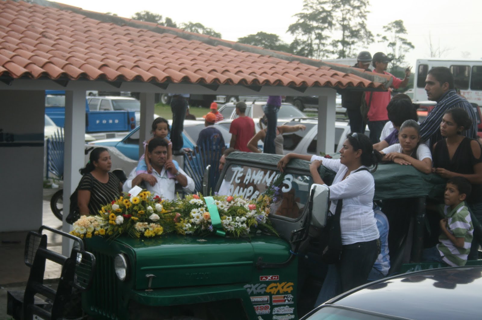 IMAGENES DEL ENTIERRO DE EDWIN VALERO