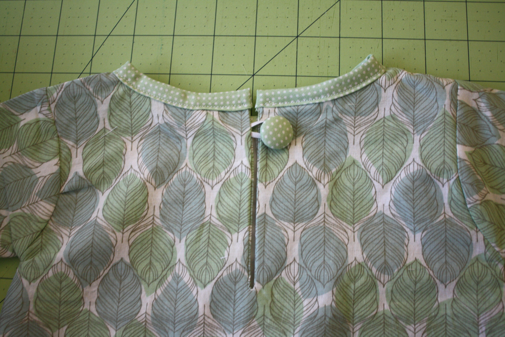 sew-along part 5: hem, collar, buttons