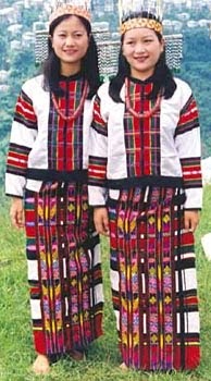 Daydreambeliever: TEXTILES OF MIZORAM: The Puan.