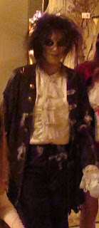 Vintage Seance: Me as Billy Butcherson