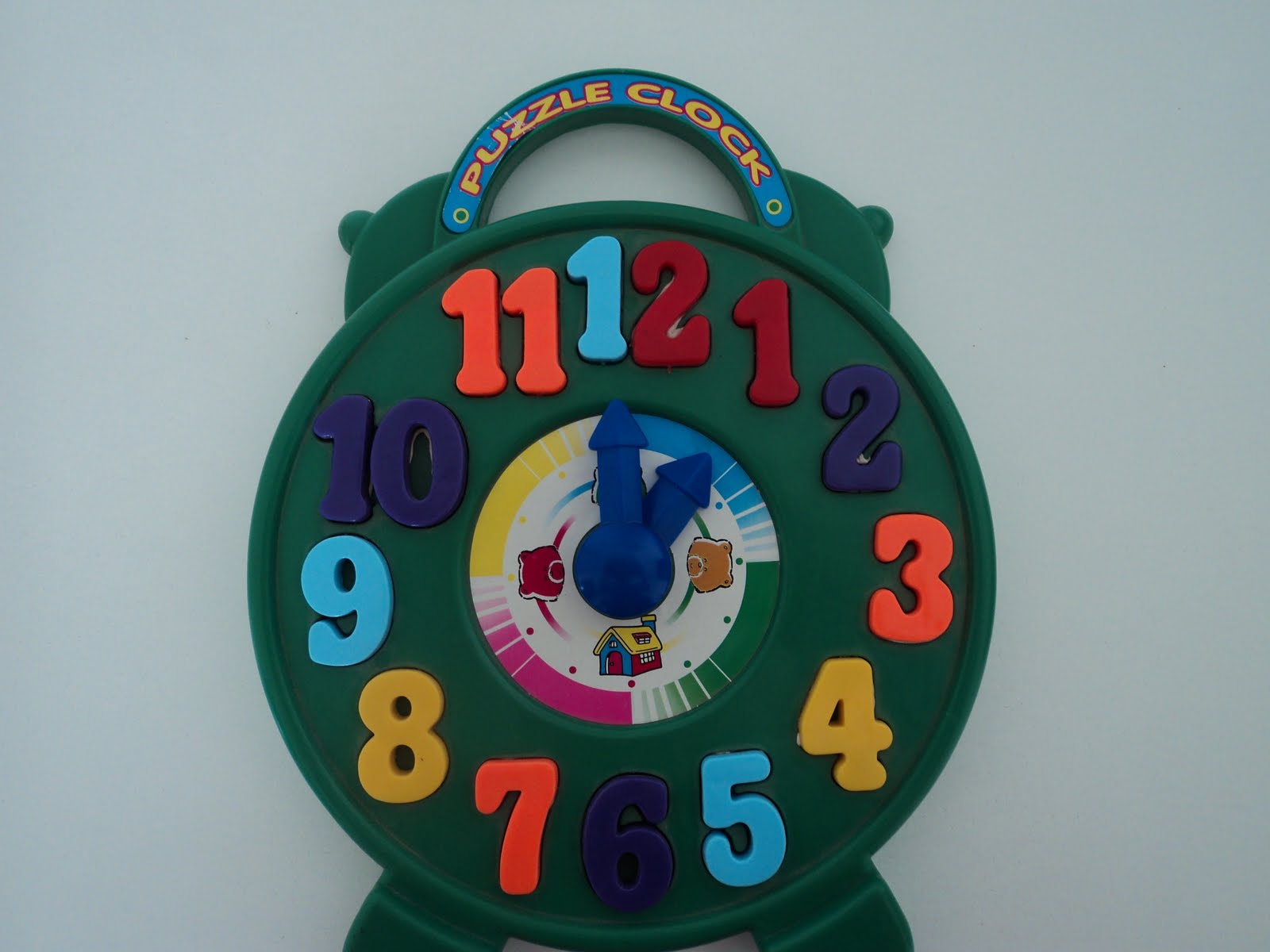 Telling the time - o'clock | Express Teach