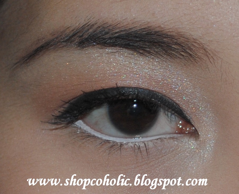 Miss Shopcoholic: Review: Prestige Classic Kohl Eyeliner in White