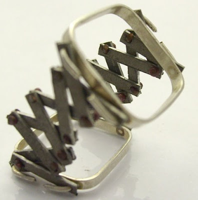 Sbhekile Jewellers: Concertina ring