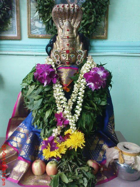 Arulmigu Vettaikarar Temple Photo's Gallery: Om Angalaa Parameswarie ...