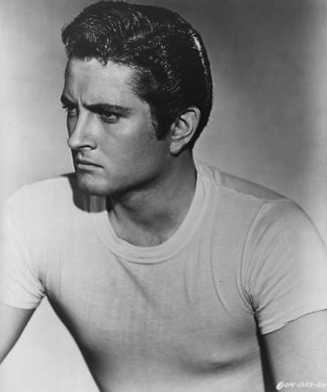 A Thriller a Day...: The Good-Looking Gents of Thriller