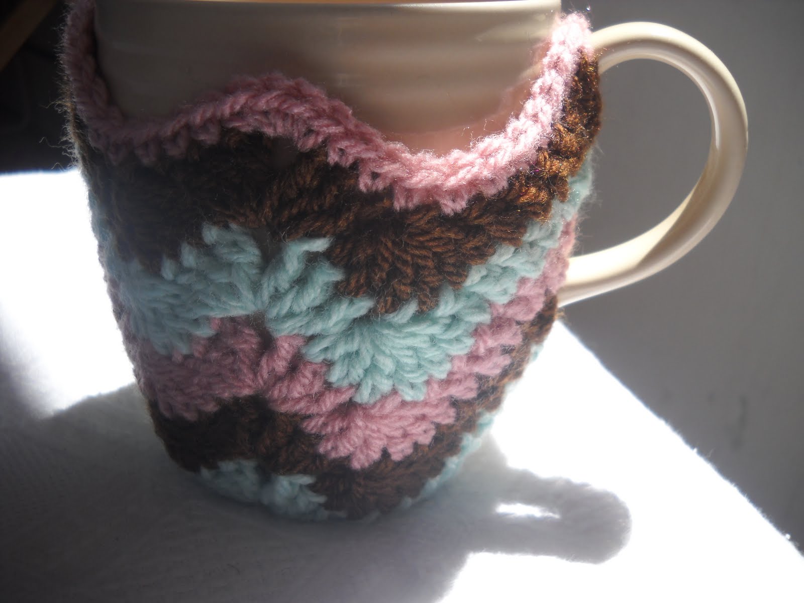 Fruitful Fusion: ribbon ripple pattern