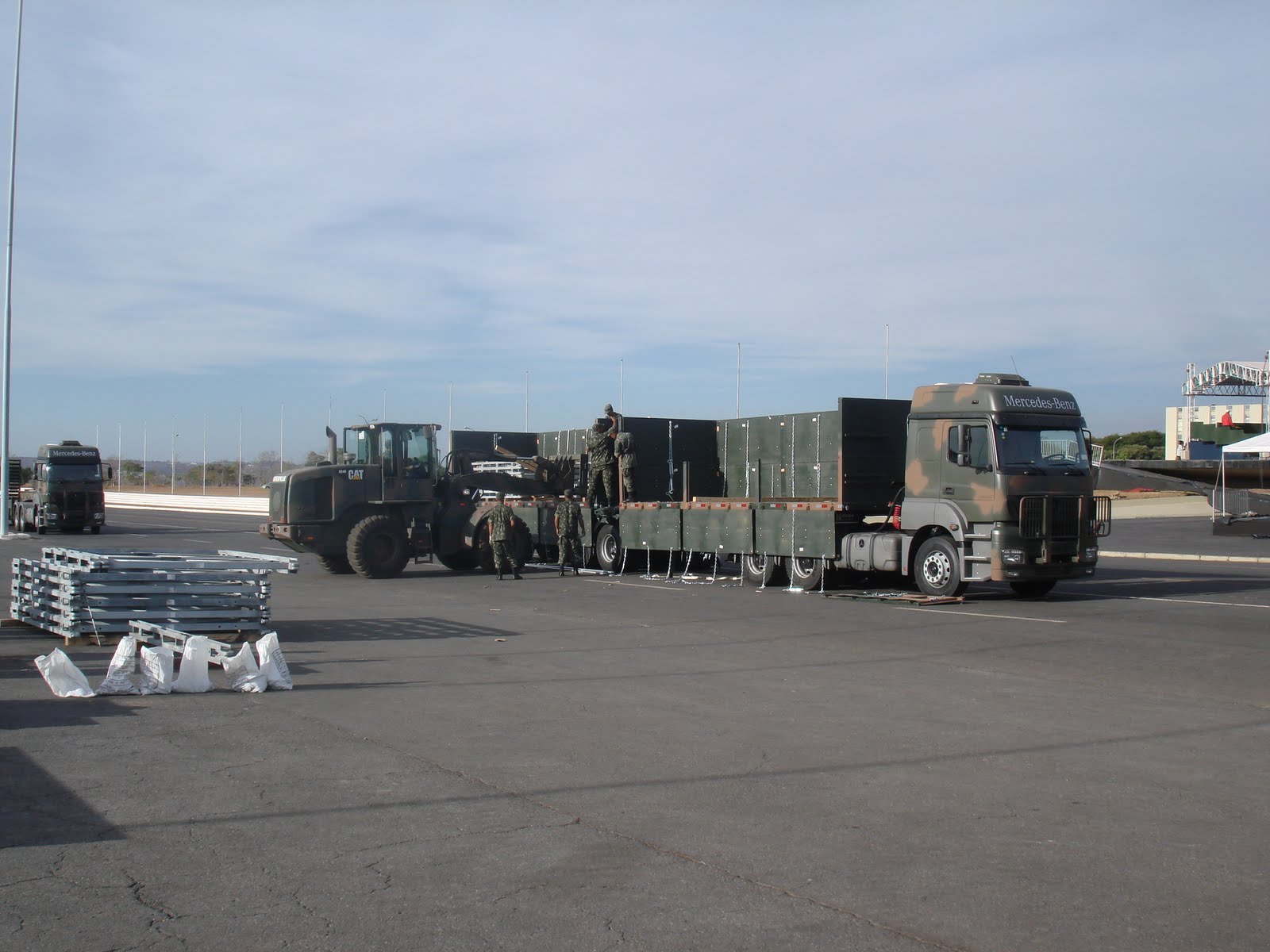 MILITARY BRIDGE OPERATIONS: Primeira Ponte Logistic Support Bridge (LSB ...