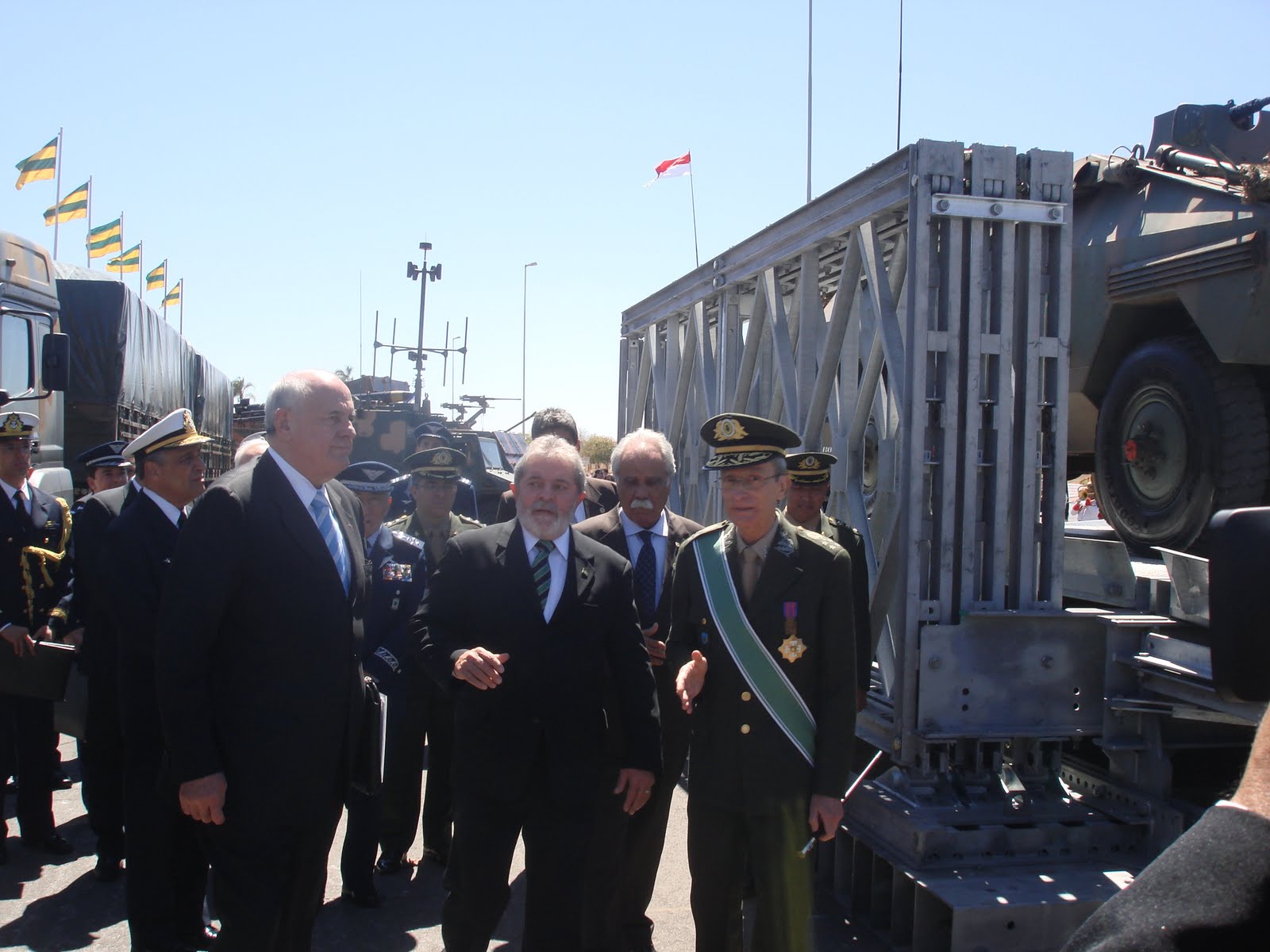MILITARY BRIDGE OPERATIONS: Logistic Support Bridge (LSB) - Relembrando ...