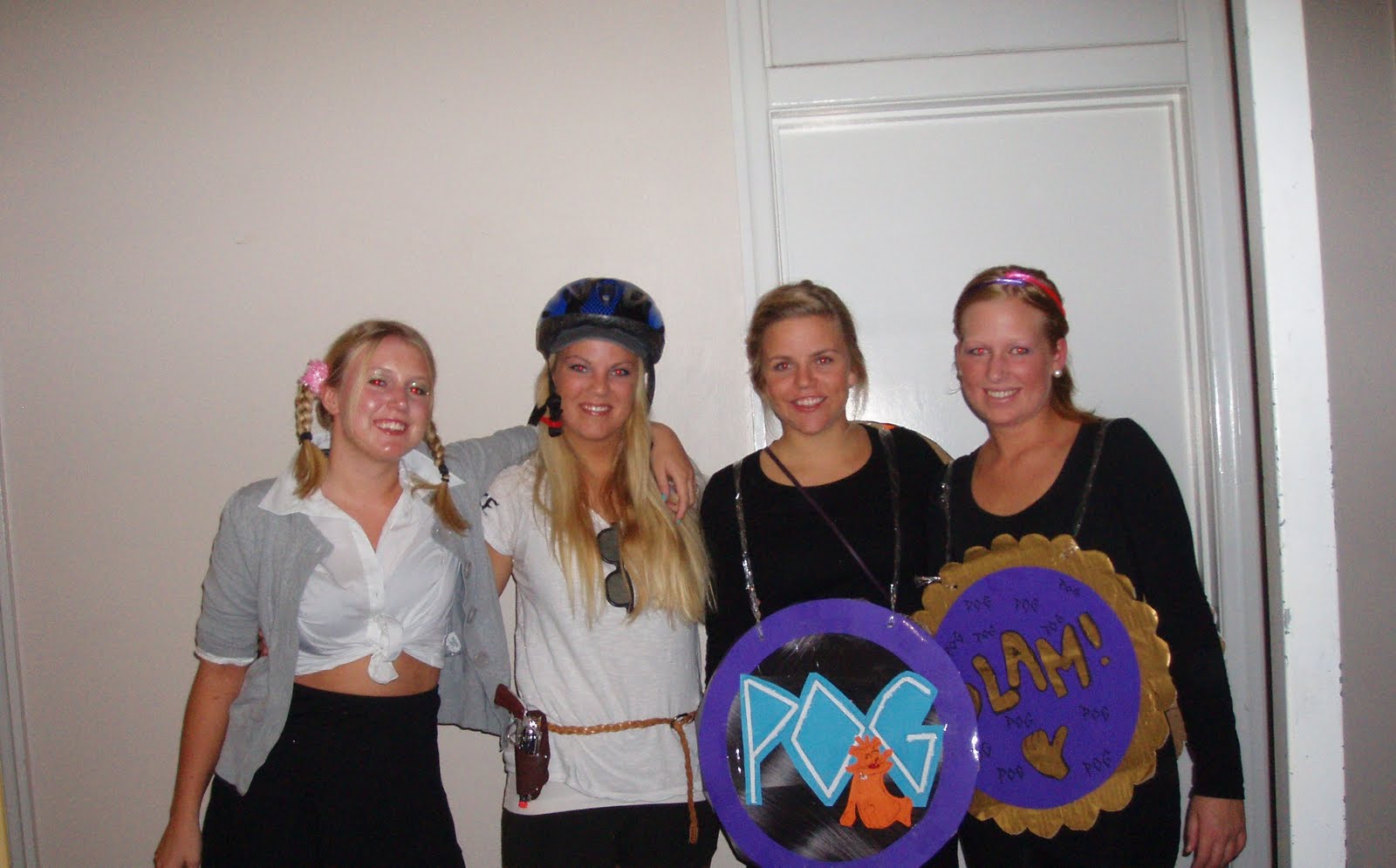 Kristins reiseblogg: Badeland og 90-talls party