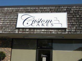 The Petalsweet Blog: A Week at Custom Cakes in Savannah!