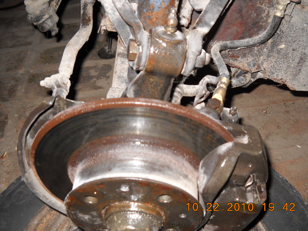 Bellina Classic Motors : Fiat 133 IAVA, suspension and engine pics