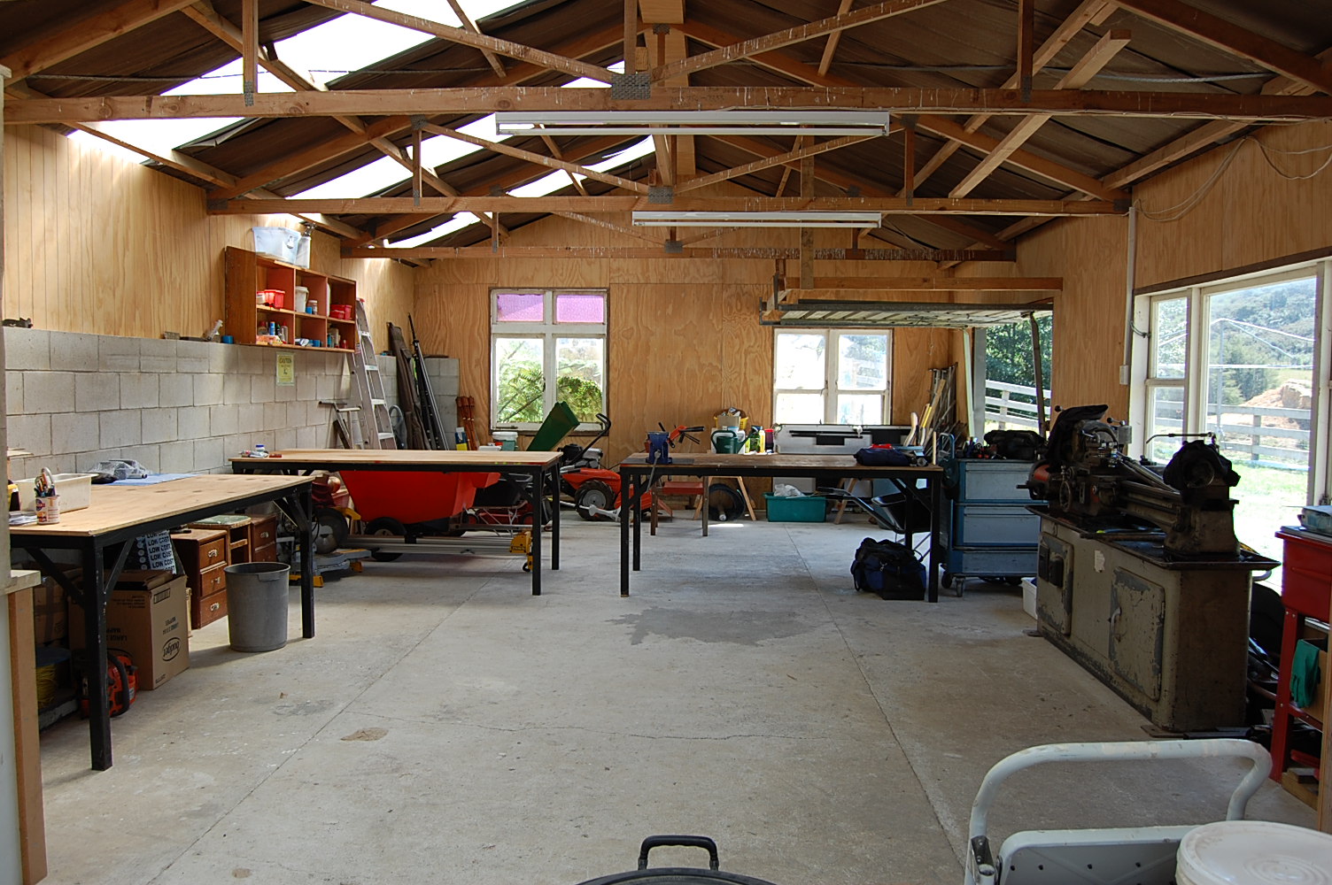Living a Life at the Beach: Garage/workshop declutter