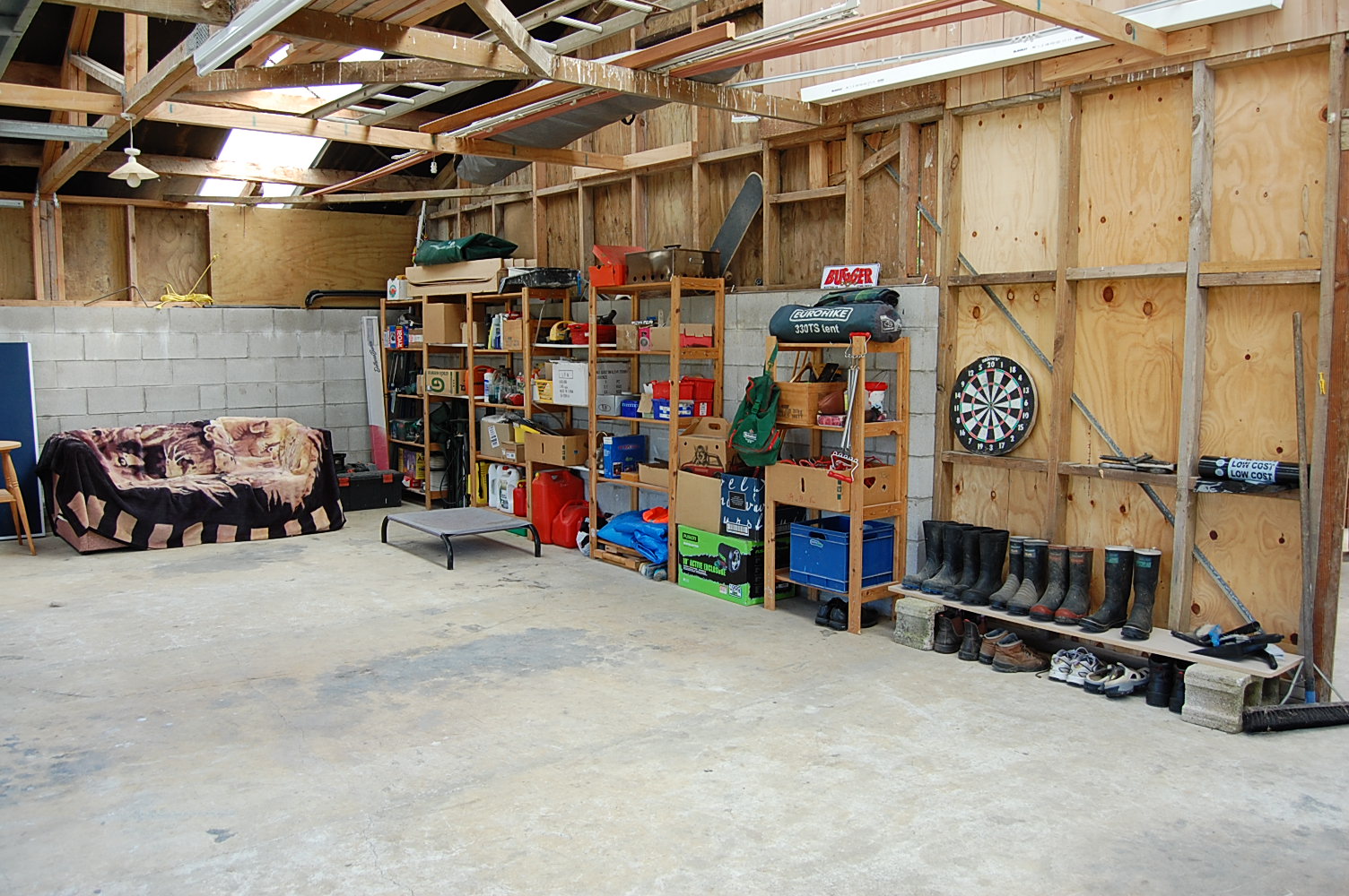 Living a Life at the Beach: Garage/workshop declutter
